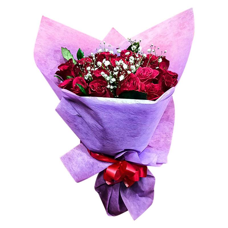 10 Red Roses with Baby's Breath Flowers in Soft Paper Packing - Send ...