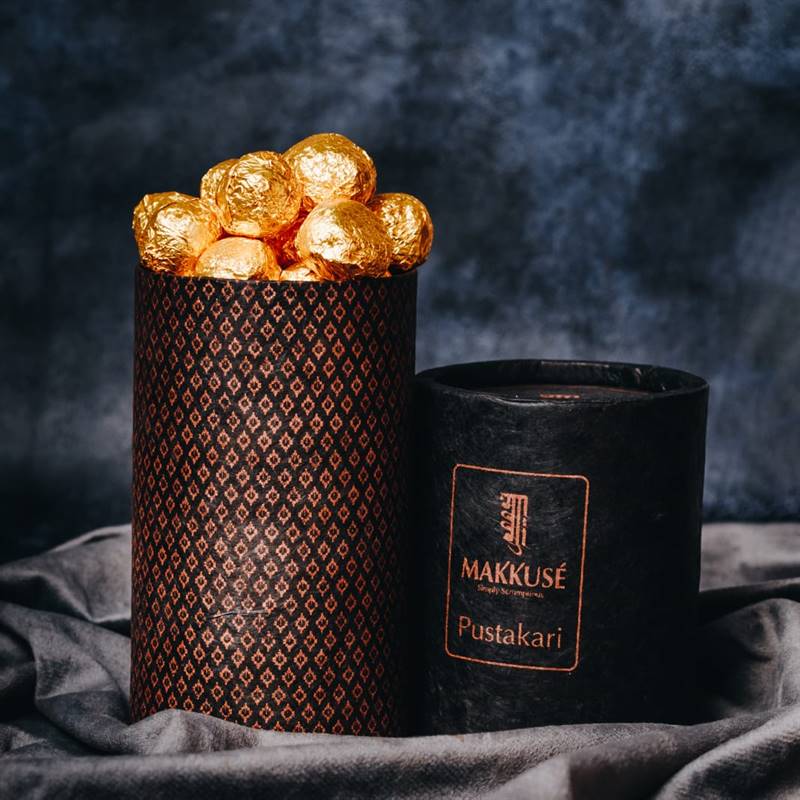 Makkusé Pustakari (370 g) - Send Father's Day Gifts and Money to Nepal ...
