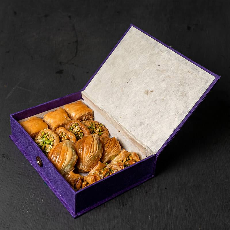 Baklava Small Gift Box (13 pcs, 500 g) from Taza Treats - Send Gifts ...